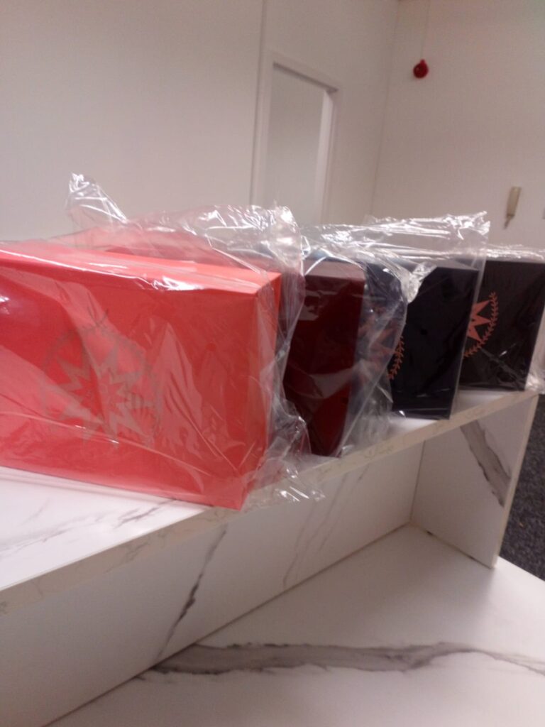 GIFT BOXES | Personalised Foldable Orange Gift box with Magnetic Lid ...